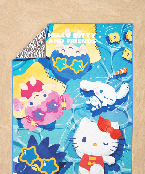 Hello Kitty Getting Some Sun – Tesalate